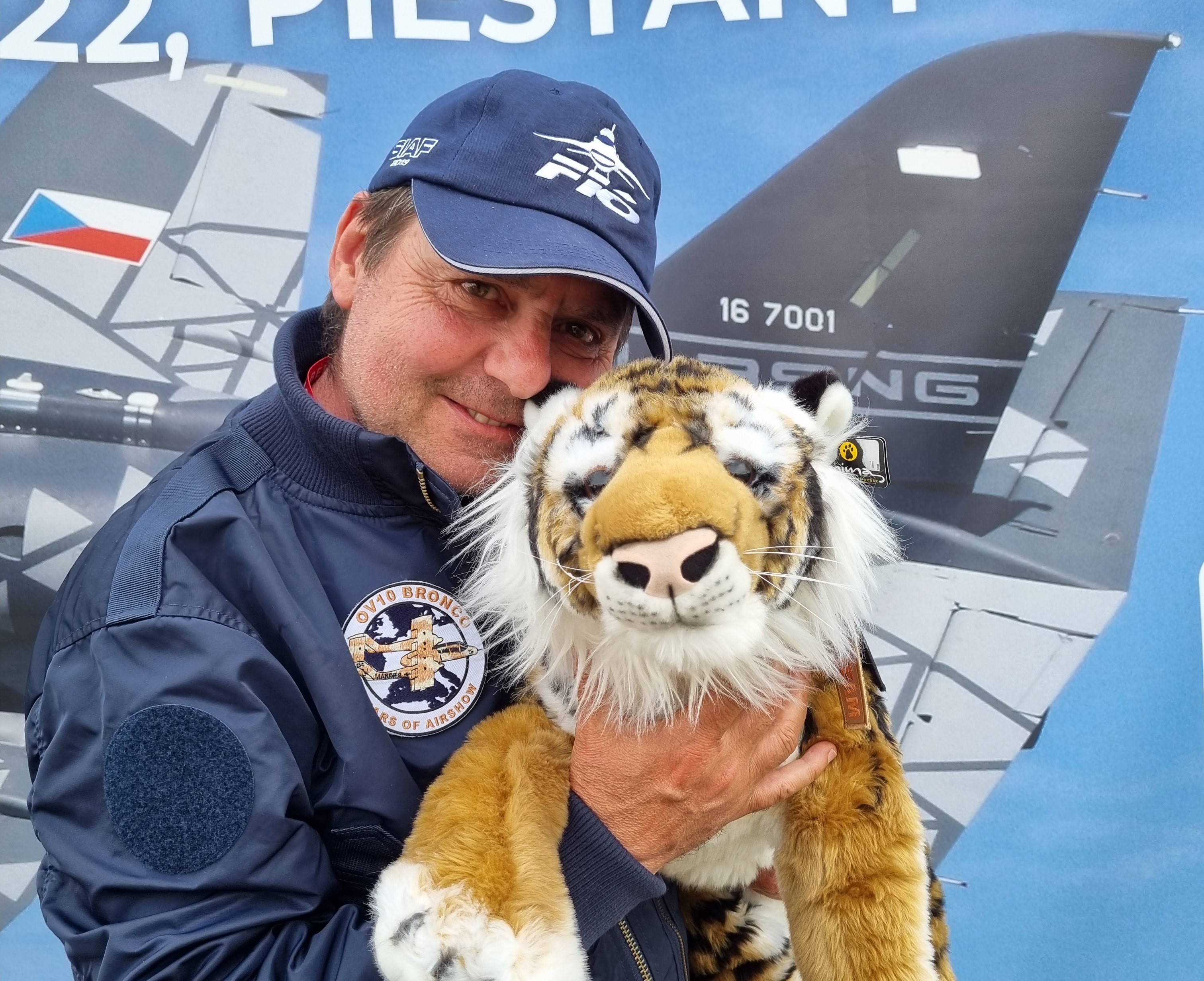 Former pilot and SIAF executive director Ivan Hůlek: Eight minutes in a ...